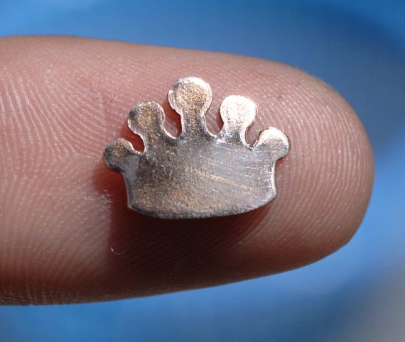 Tiny metal crown blanks - Supply Diva